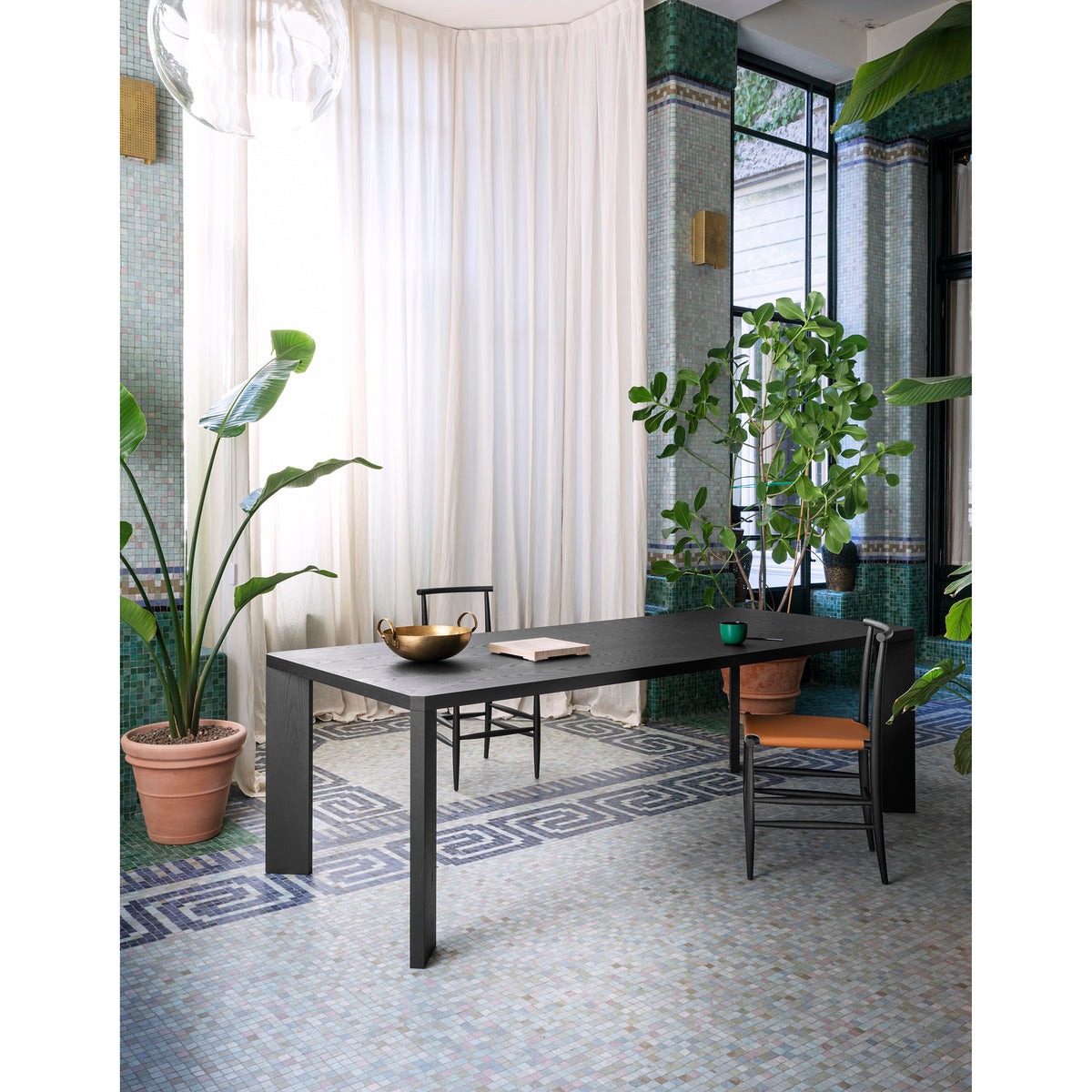 Manero Dining Table by Miniforms | Mad Atelier